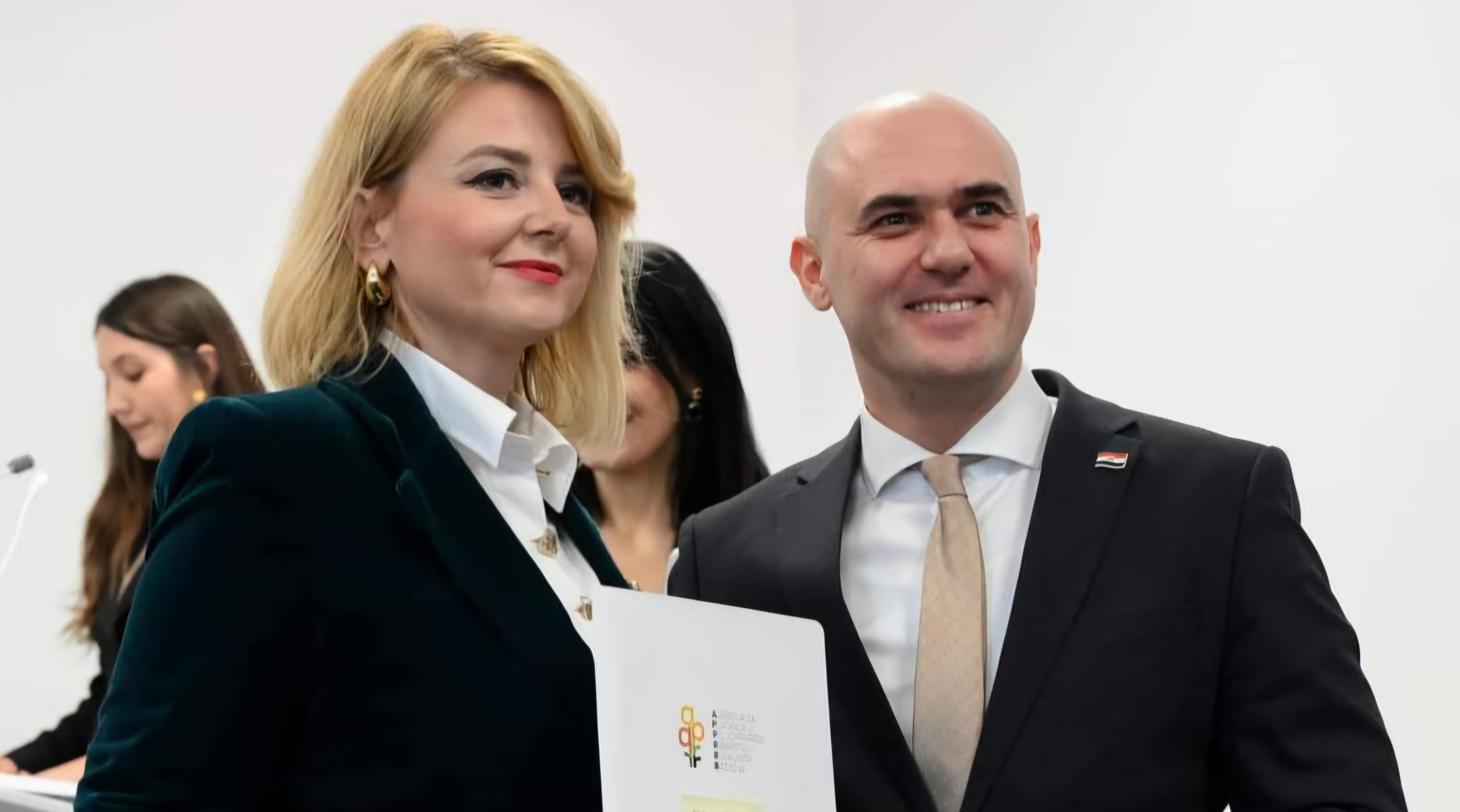 Ministar Dabro danas dodijelio 800 tisuća eura za rekonstrukciju ceste ...